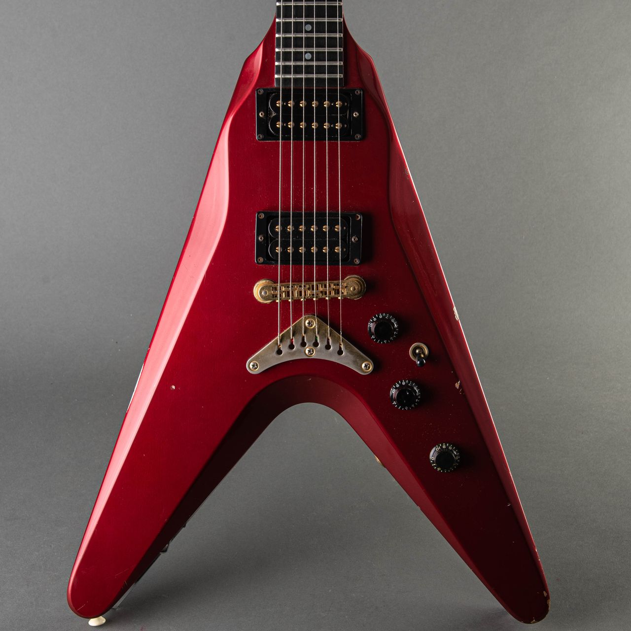 Carter Vintage - Gibson Flying V2 1982, Candy Apple Red | Carter ...