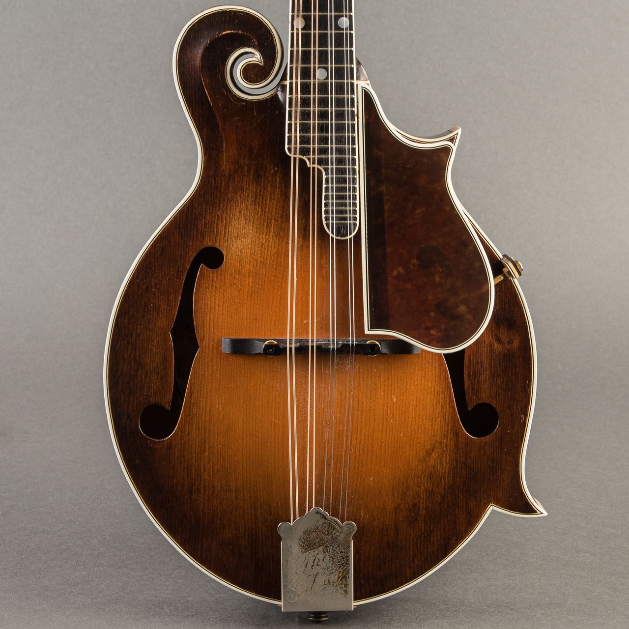 Carter Vintage - Gibson F-5 Fern 1927, Sunburst | Carter Vintage Guitar