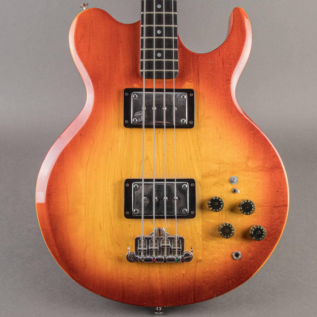 Carter Vintage - Gibson L9-S Ripper PROTOTYPE Bass 1973, Sunburst ...