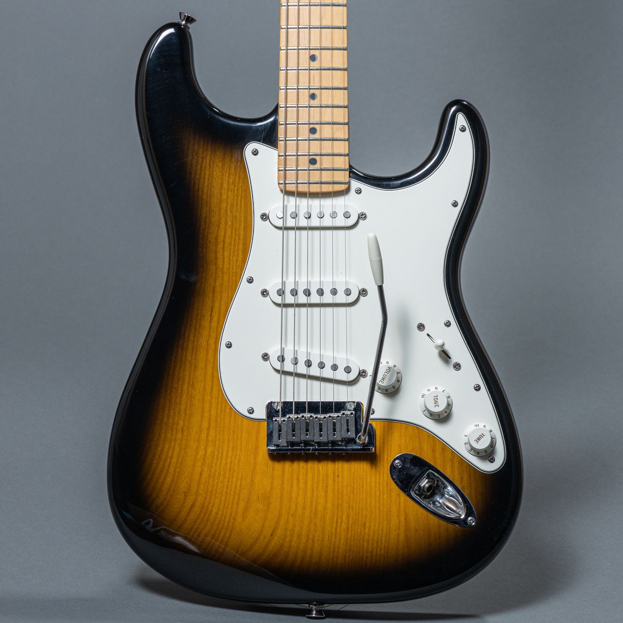 Norman's Rare Guitars - Fender 50th Anniversary Stratocaster 2004 ...
